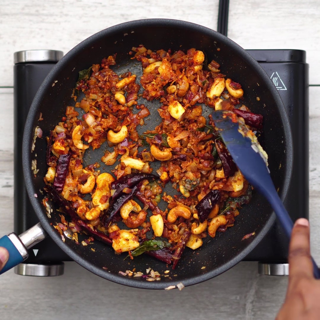 Chicken Sukka (Chukka Varuval) - Yellow Chili's