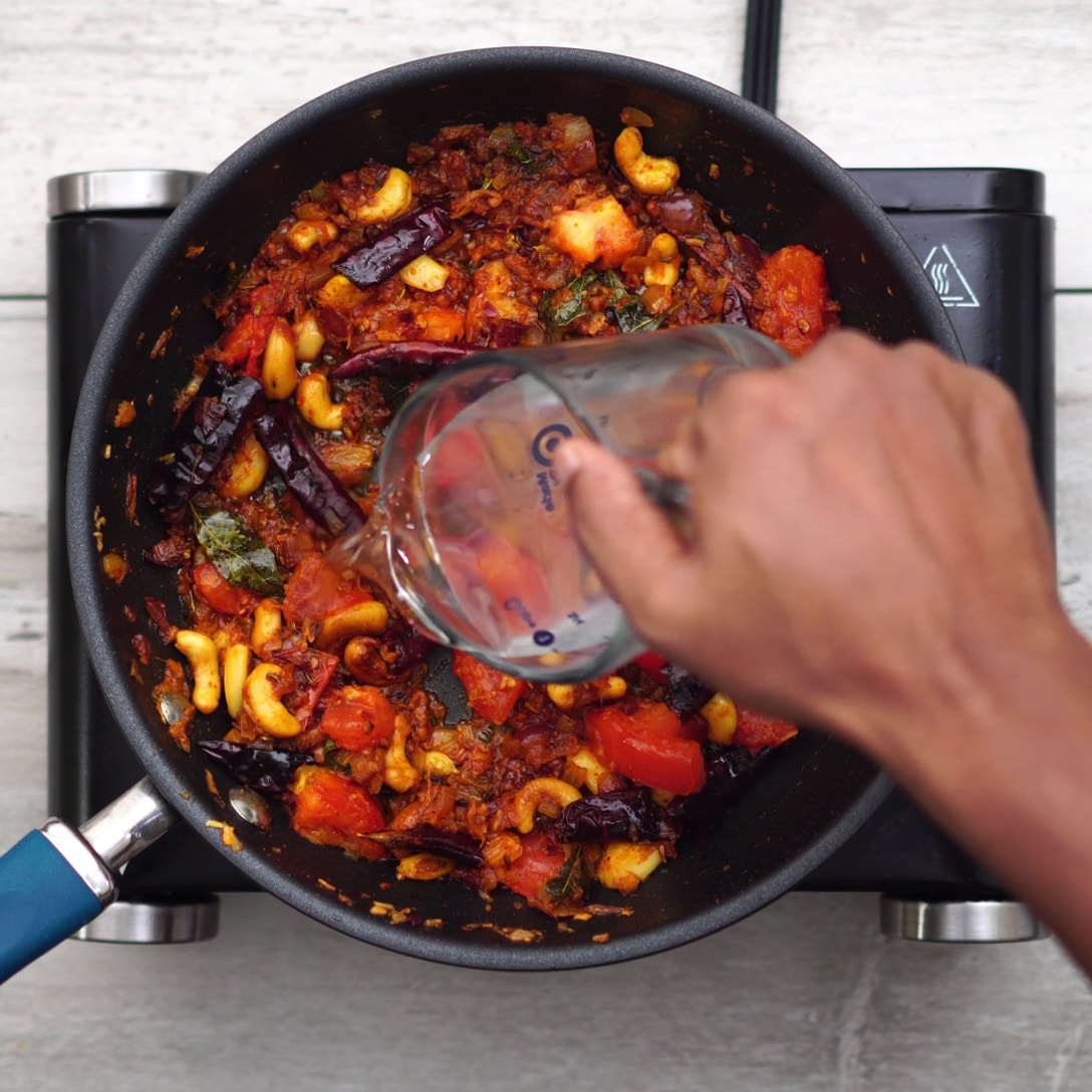 Chicken Sukka (Chukka Varuval) - Yellow Chili's