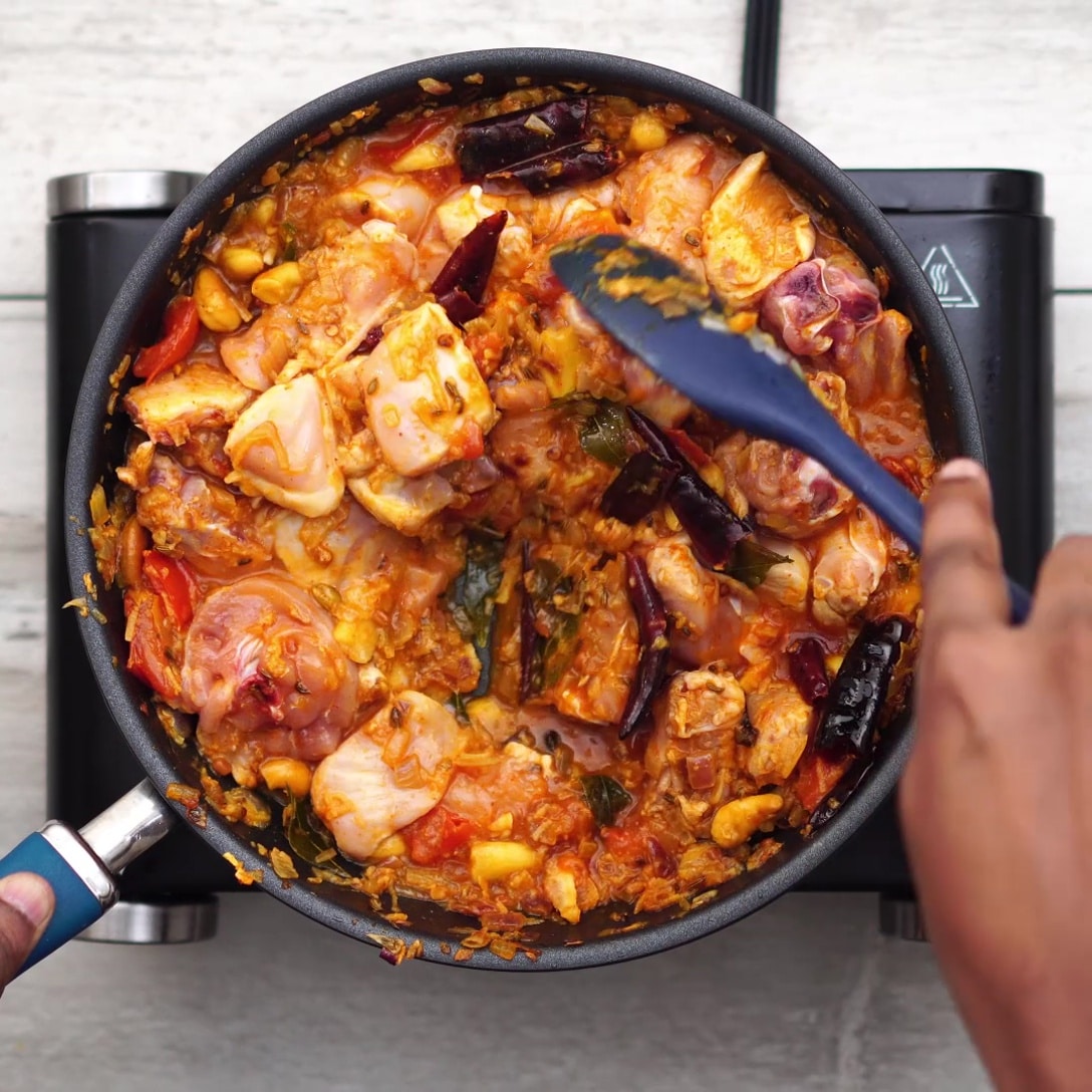 Chicken Sukka (Chukka Varuval) - Yellow Chili's