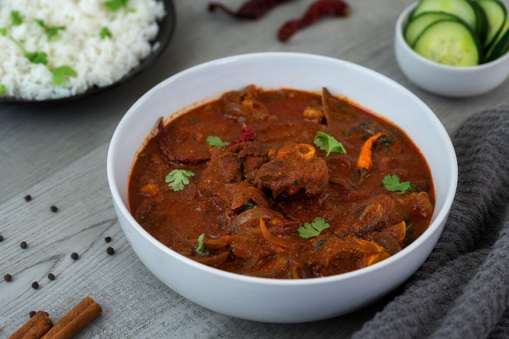 Lamb Vindaloo Recipe (Mutton Vindaloo) - Yellow Chili's