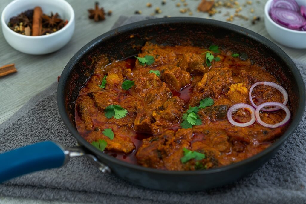 Rogan Josh Recipe (Lamb Curry) - Yellow Chili's