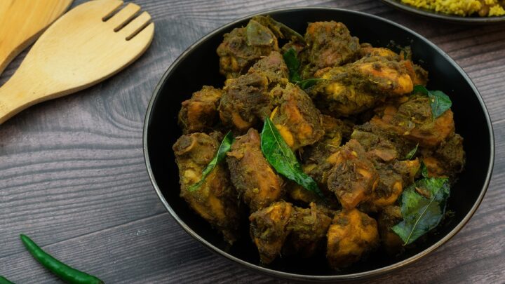 Andhra Green Chilli Chicken Recipe - Yellow Chili's