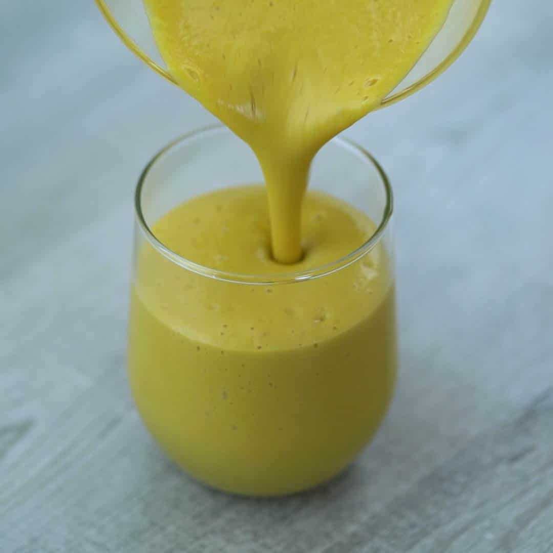 Mango Smoothie Recipe - Yellow Chili's
