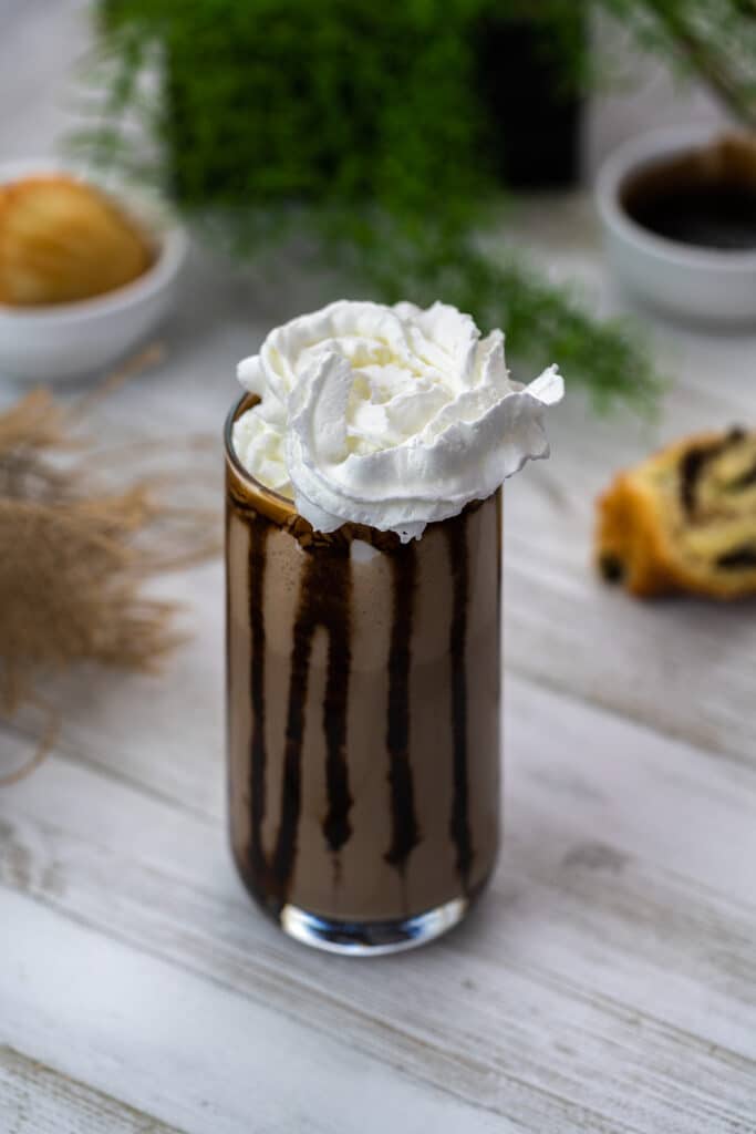Chocolate Milkshake Recipe - Yellow Chili's