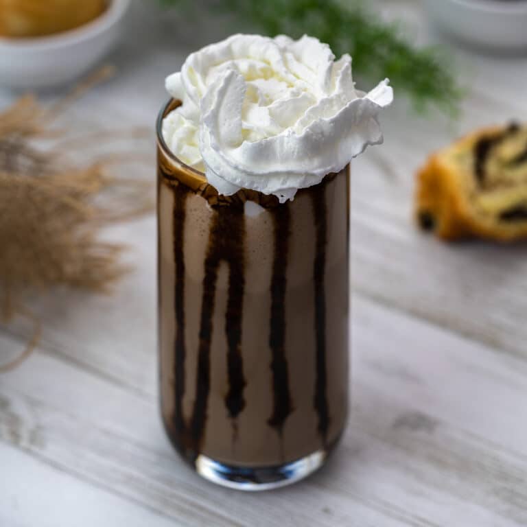 Chocolate Milkshake Recipe - Yellow Chili's
