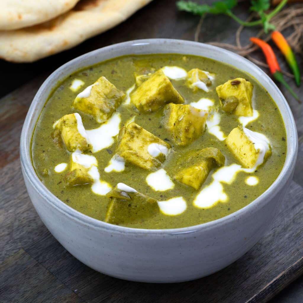 Palak Paneer Recipe (Spinach Paneer) - Yellow Chili's