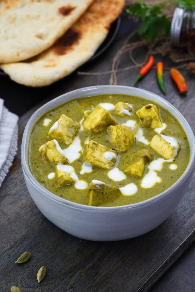 Palak Paneer Recipe (Spinach Paneer) - Yellow Chili's