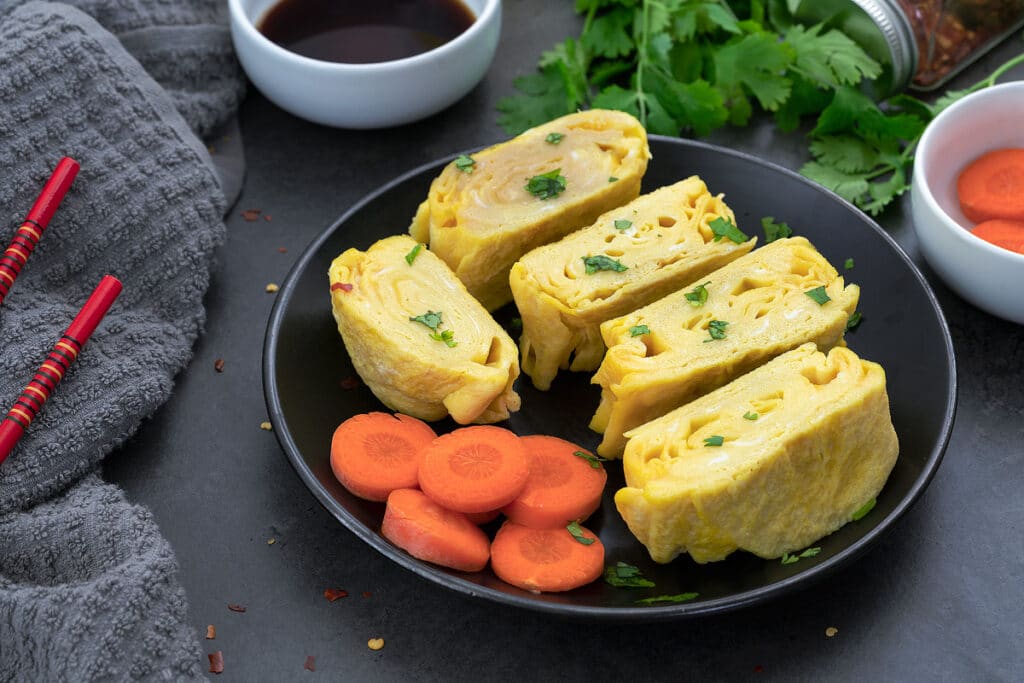 Tamagoyaki Recipe (Japanese Rolled Omelette) - Yellow Chili's