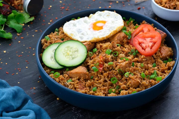 Nasi Goreng Recipe (Indonesian Fried Rice) - Yellow Chili's