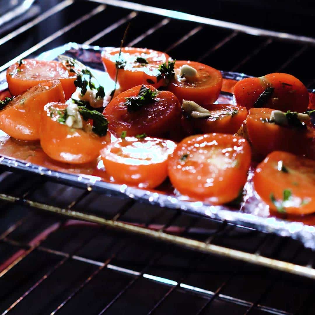 Oven Roasted Tomatoes Recipe - Yellow Chili's