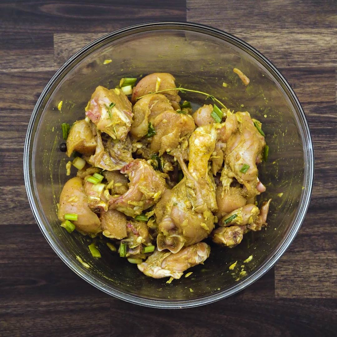 Jamaican Curry Chicken Recipe - Yellow Chili's