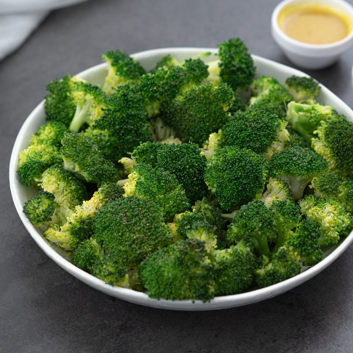 Steamed Broccoli Recipe - Yellow Chili's